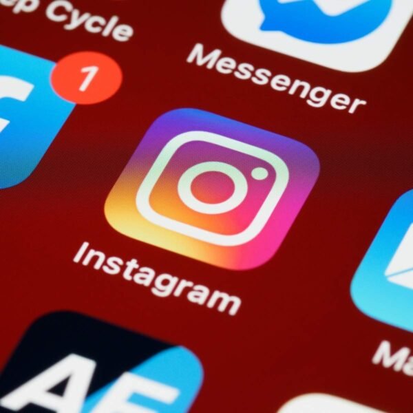 33 Brilliant Instagram Story Games - Fun Party Pop
