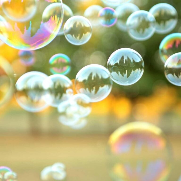 17 Bubble Themed Party Ideas, Games & Decor - Fun Party Pop