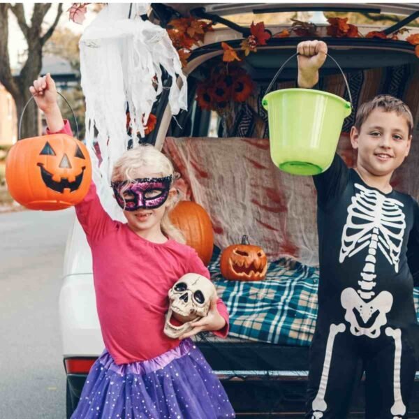 27 Halloween Scavenger Hunt for Kids Ideas - Fun Party Pop